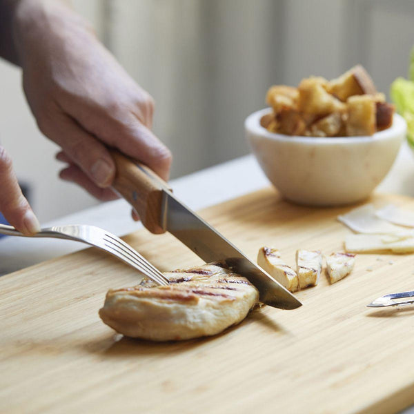 Straight-Edge vs. Serrated Knives: Our Picks for Each Job - OPINEL USA